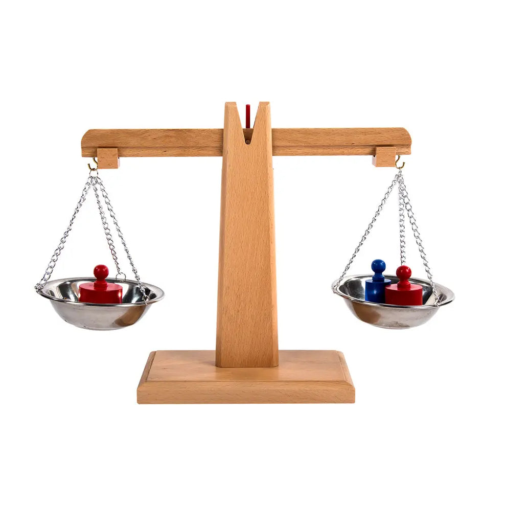 Small Wooden Scale - kinderhuis